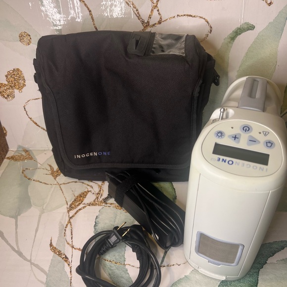 inogen | Other | Inogen G2 Portable Oxygen Concentrator | Poshmark
